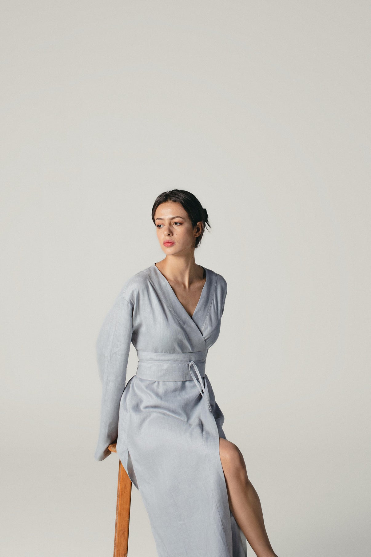 Linen Kimono Dress Grey Blue – Atelier Mizuni