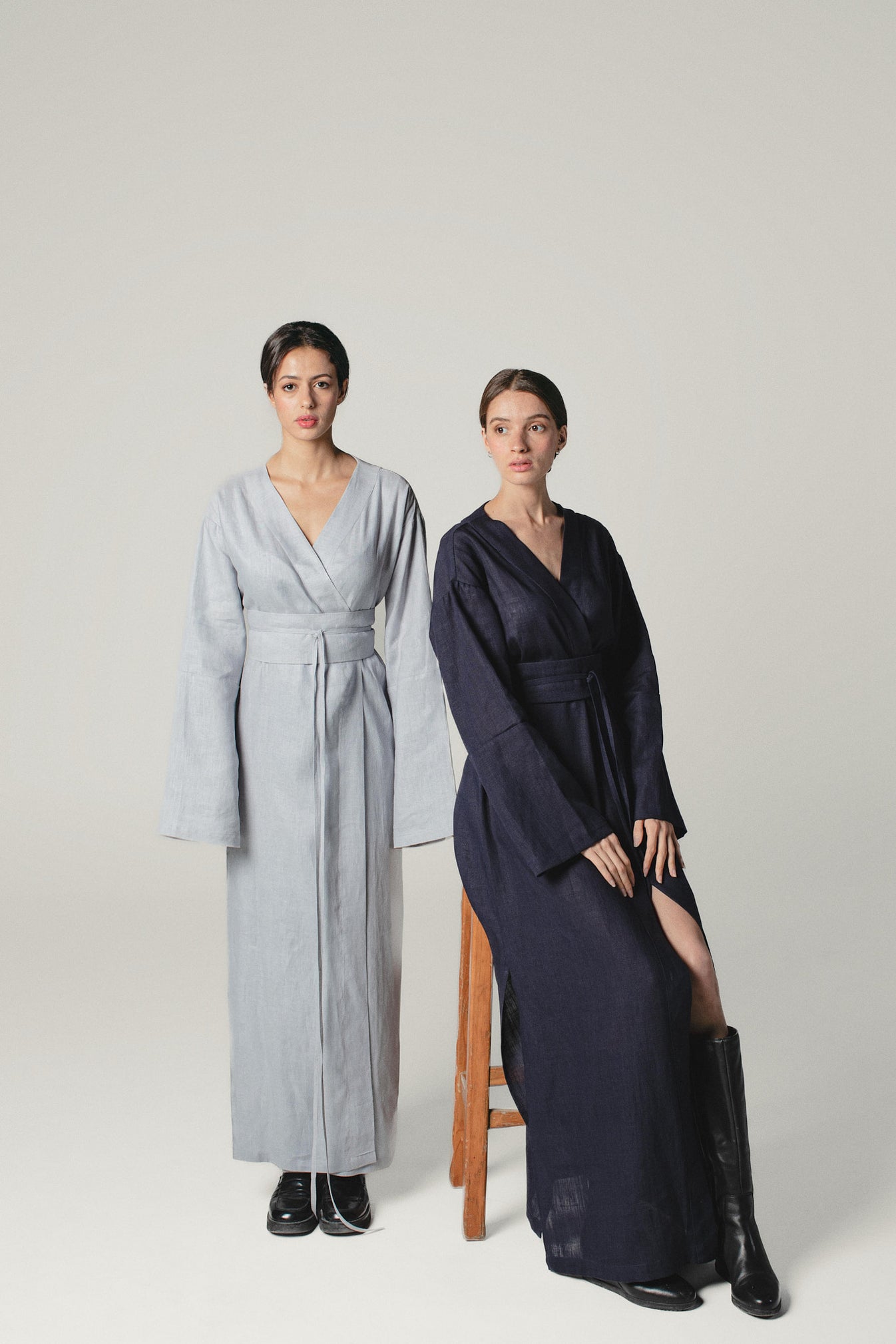 Linen Kimono Dress Grey Blue – Atelier Mizuni